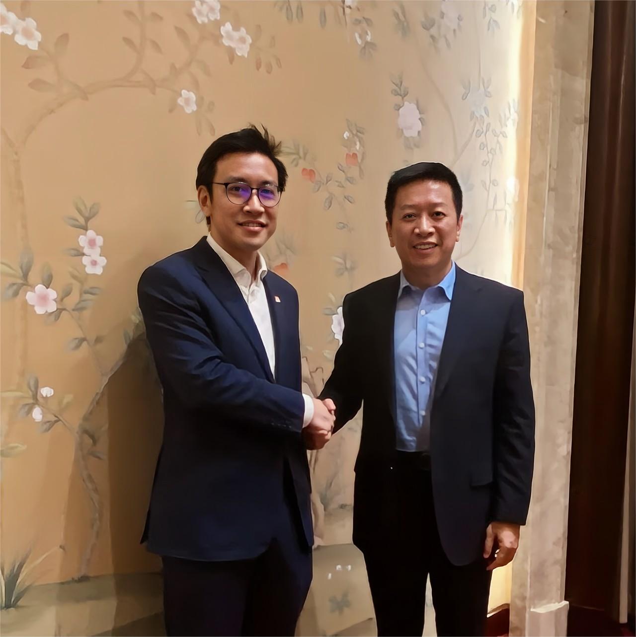 Director General Li Lin Meets with Singapore Consul General_ News ...